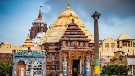 ‘Dhadi Darshan’ System to Begin Soon at Puri Srimandir - Reporters ...