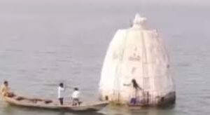 Girl falls into Mahanadi River, swims to submerged temple in Jharsuguda ...